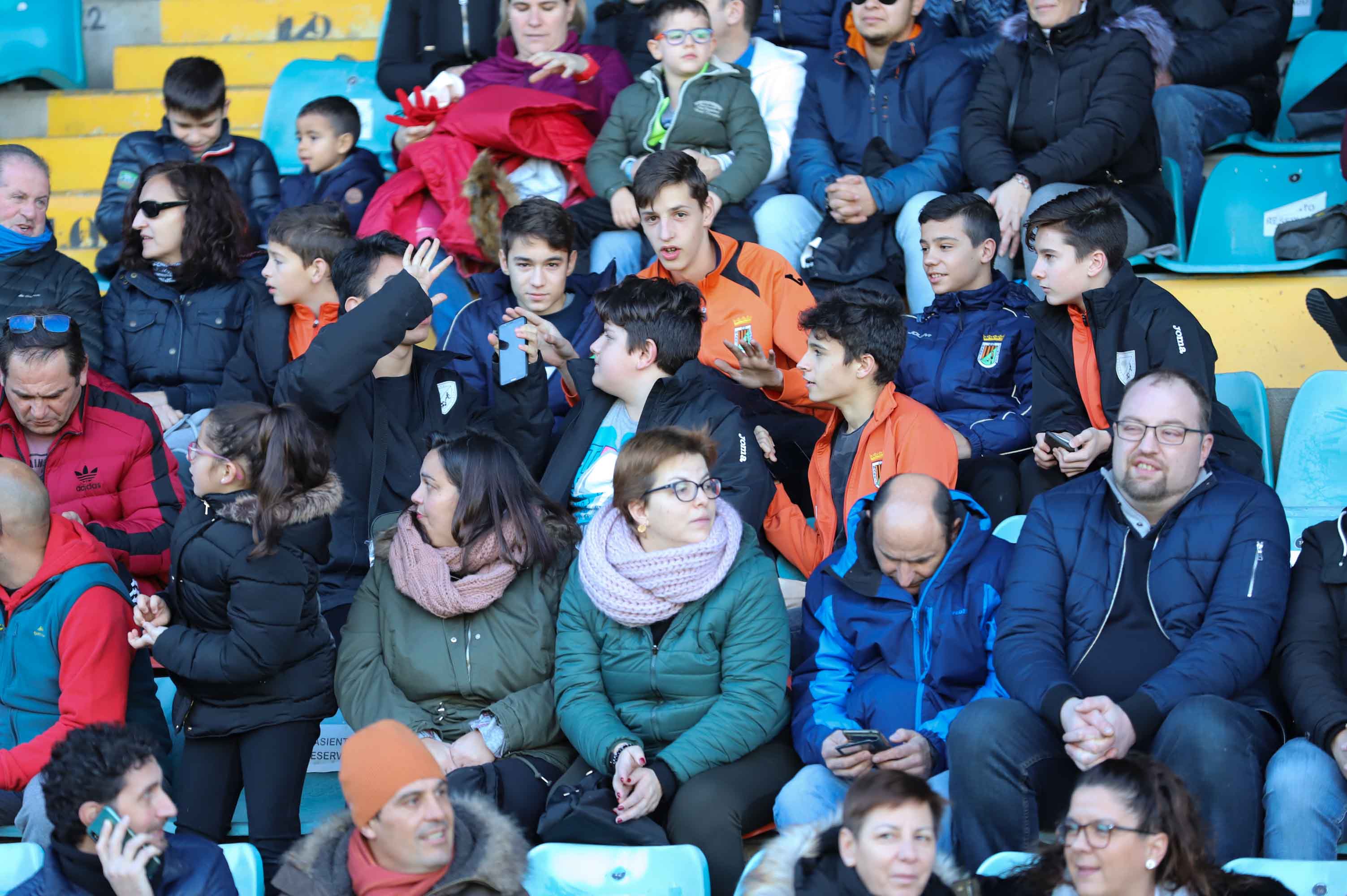 Fotos: Amistoso entre el Salamanca CF UDS y el CD Ribert en el estadio ...