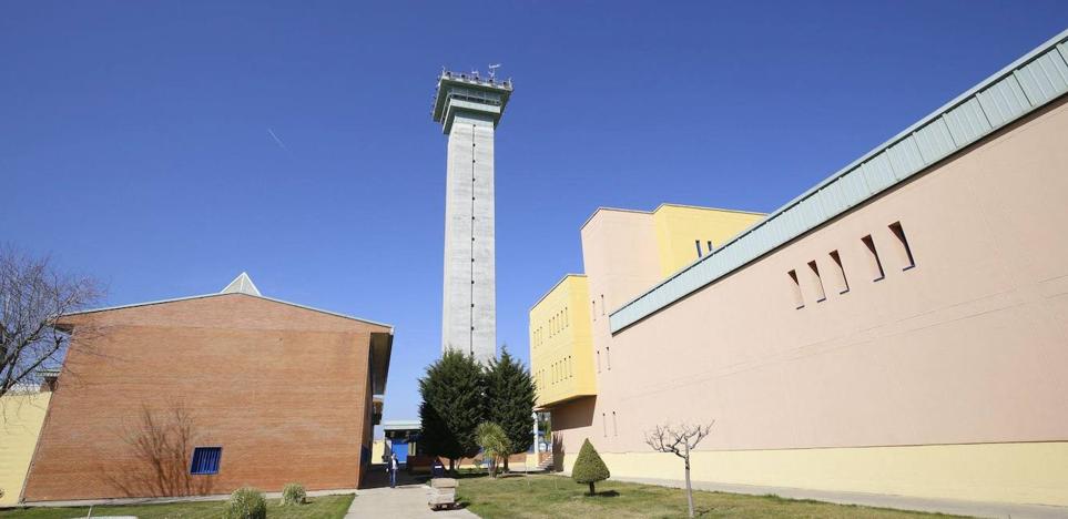 Coronavirus en Salamanca: Interior entrega móviles a la cárcel de Topas ...