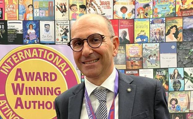 Raúl Ribio, novelista premiado en EE UU: «Si las instituciones dejan de ...
